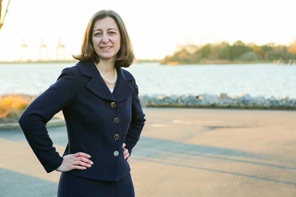 Flashing Warning Signs for Elaine Luria - NRCC